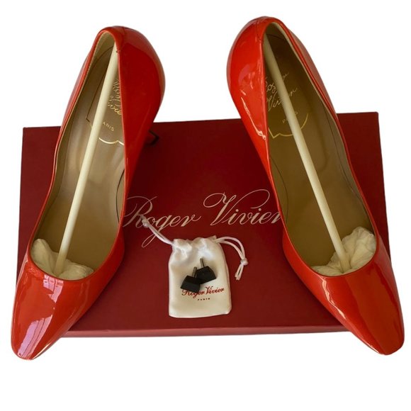 Roger Vivier | Shoes | Roger Vivier Decollete Patent Leather Pump Size ...